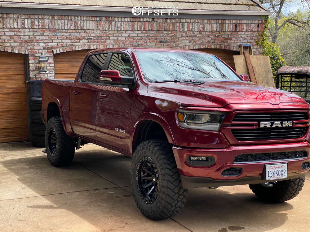 2020 Ram 1500 with 20x10 -18 Fuel Covert and 37/12.5R20 Maxxis Razr Mt ...