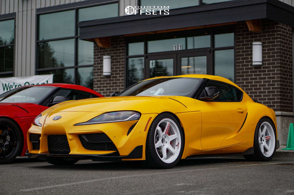 2020 Toyota Supra with 19x9.5 22 Rays Engineering Te37 and 265/35R19 ...