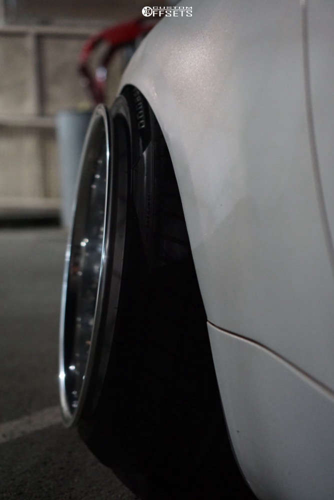 2003 Nissan 350Z with 19x10.5 36 Weds Cerberus Ii and 225/35R19 Ohtsu ...