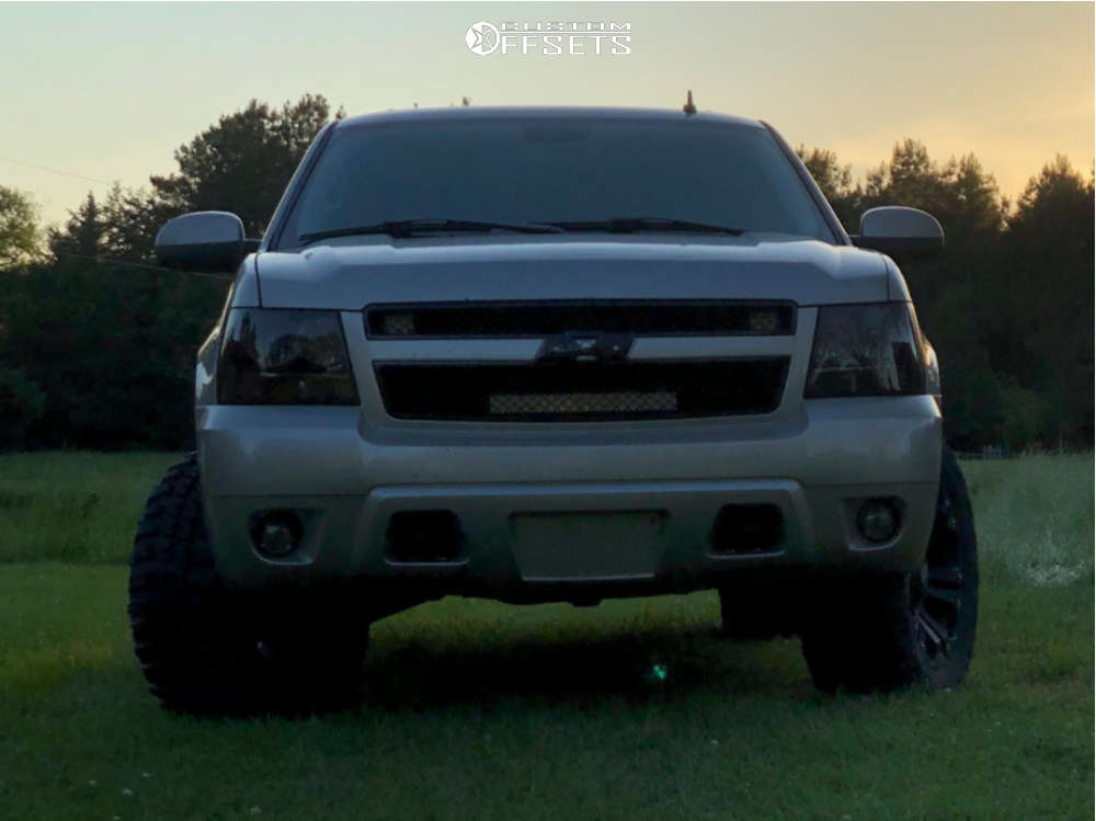2008 Chevrolet Suburban 2500 with 20x10 -12 XD Xd778 and 33/12.5R20 ...
