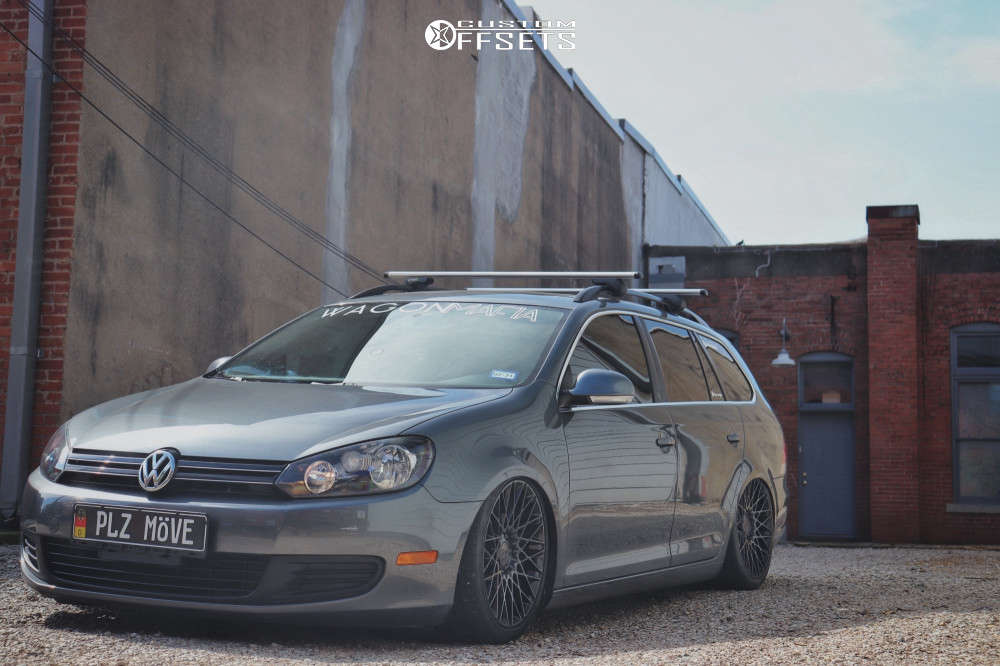 2014 Volkswagen Jetta with 18x8.5 43 Niche M155 and 225/35R18 Michelin ...