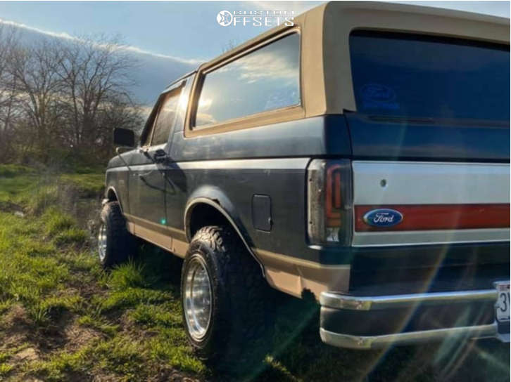1989 Ford Bronco with 15x12 -73 Mickey Thompson Classic Iii and 31/10 ...