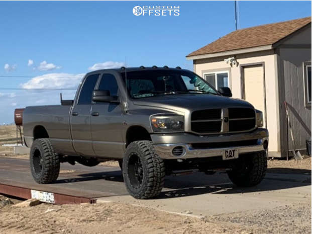 2008 Dodge Ram 2500 with 20x10 -24 XD Grenade and 35/12.5R20 Federal ...