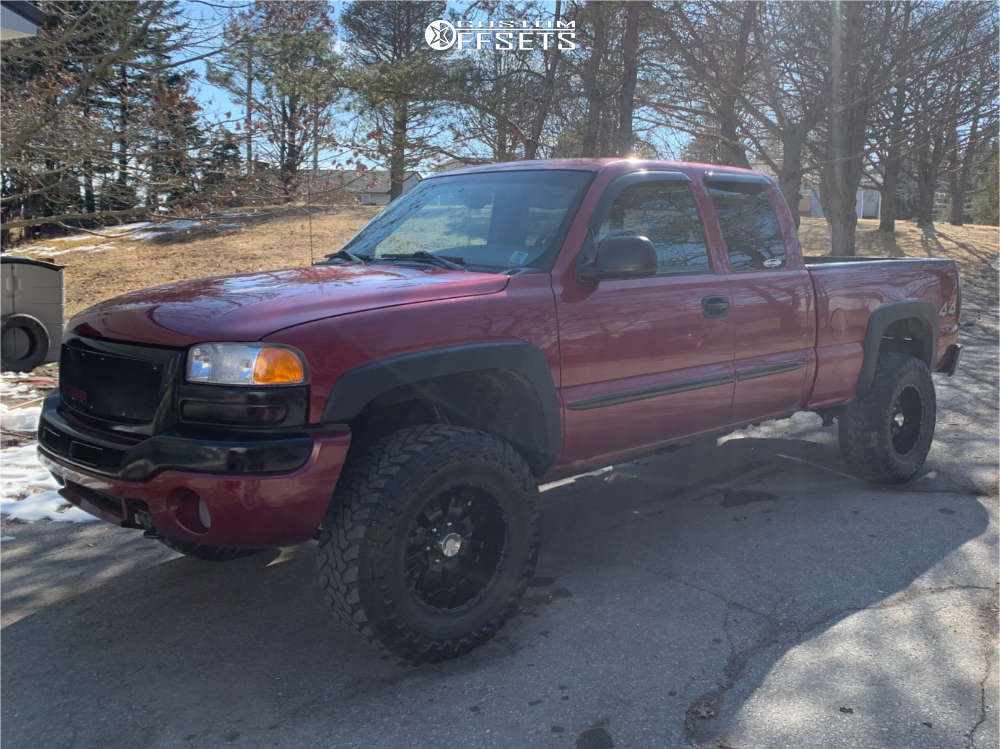 2005 GMC Sierra 1500 with 18x9.5 -18 Pro Comp Series 01 and 35/12.5R18 ...