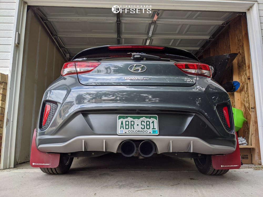 2019 Hyundai Veloster with 18x8 38 Vision Recoil and 225/40R18 Michelin ...