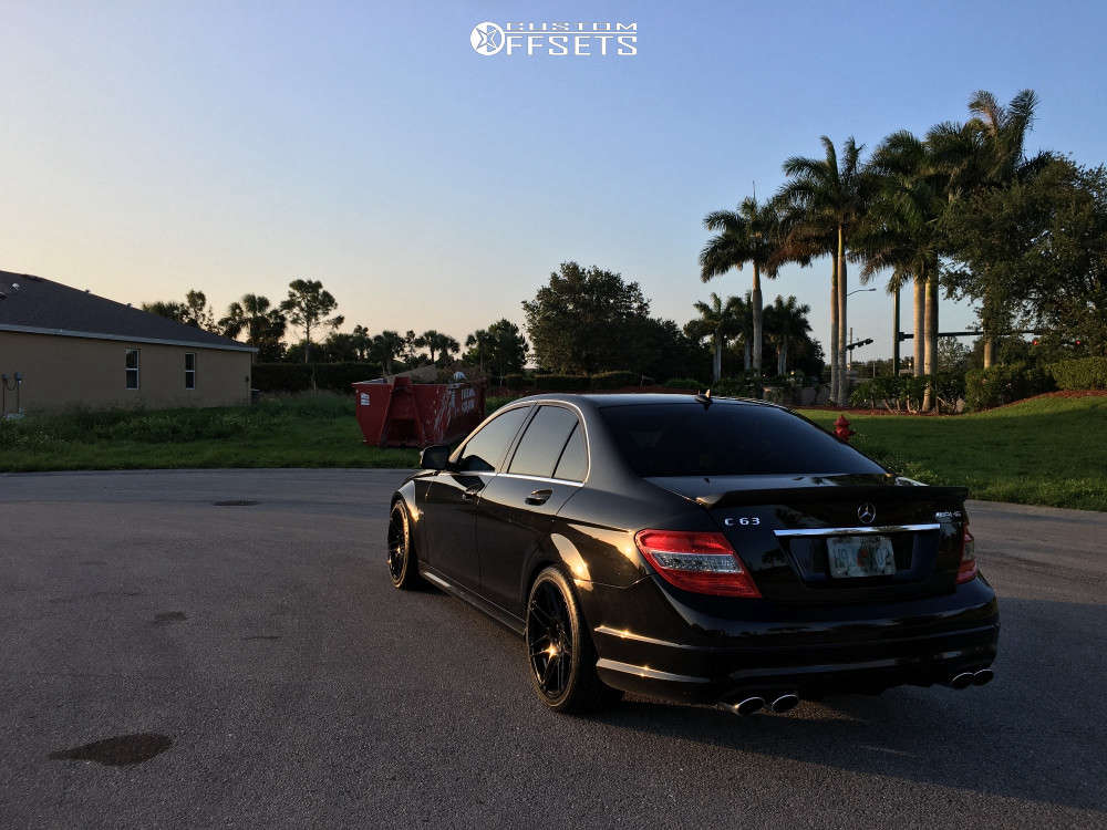 2008 Mercedes-Benz C63 AMG with 18x9.5 48 Verde Reflex and 265/35R18 ...