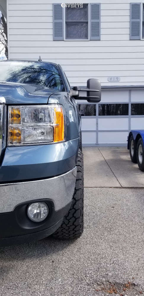 2011 GMC Sierra 2500 HD with 18x9 18 Method Mr701 and 285/65R18 General ...