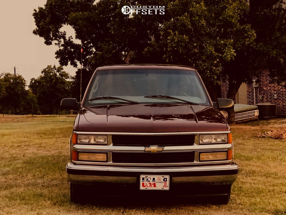 1998 Chevrolet C1500 with 20x8 1 US Mags Standard and 245/40R20 ...
