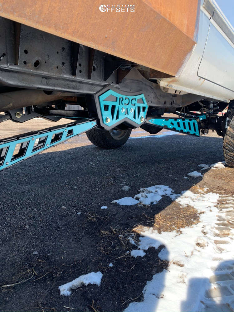 1995 Dodge Ram 2500 with 22x14 -76 Cali Offroad Americana and 37/13.5R22 Nitto Trail Grappler ...