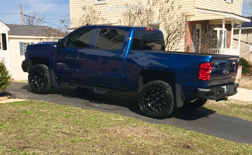 2017 Chevrolet Silverado 1500 with 20x10 -25 Ultra Hunter and 33/12 ...