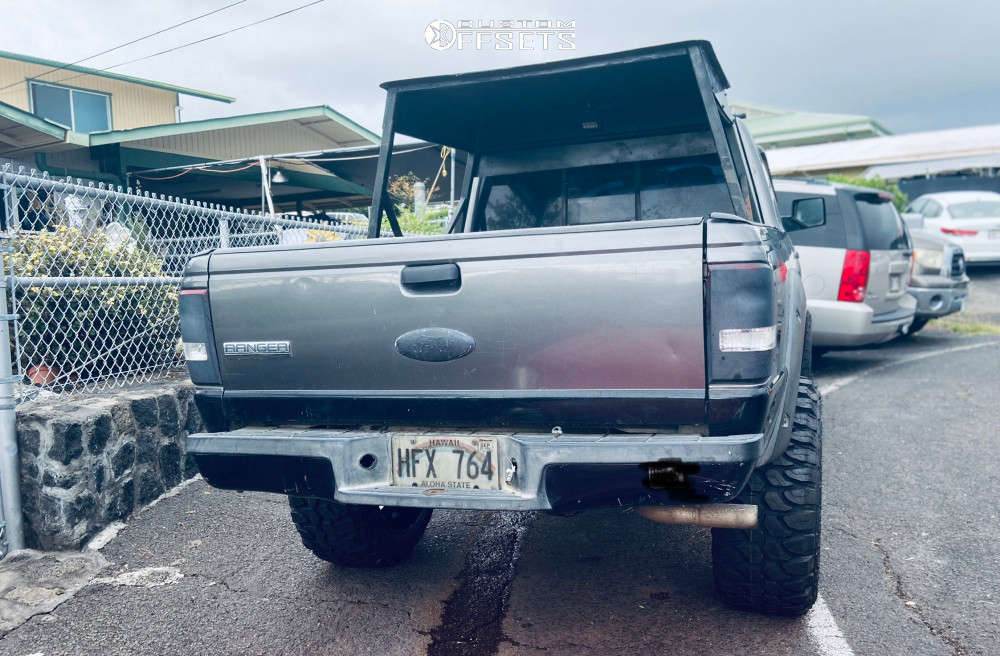 2006 Ford Ranger with 20x12 -44 Dropstars 655bm and 33/12.5R20 Duro ...