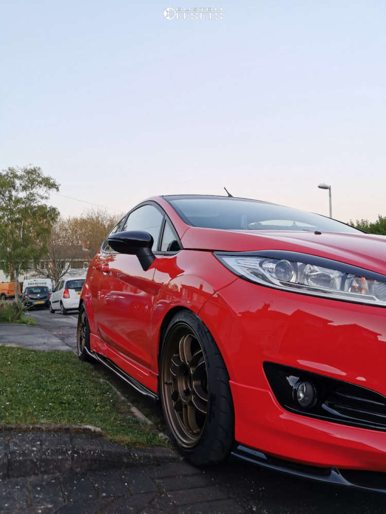 2015 Ford Fiesta Wheel Offset Tucked Lowering Springs | 1025916 ...