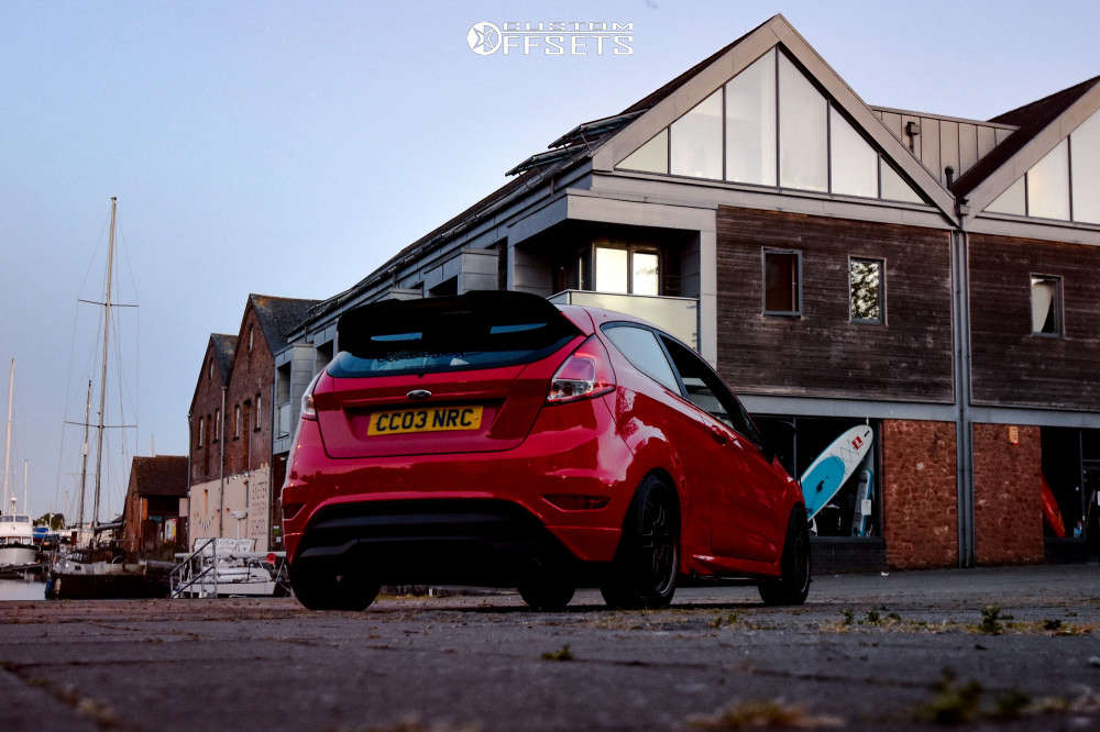 2015 Ford Fiesta Wheel Offset Tucked Lowering Springs | 1025916 ...