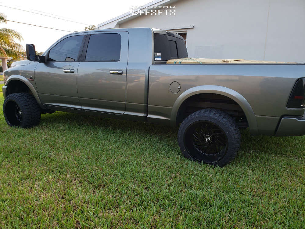 2012 Ram 3500 with 22x14 -76 Hostile Jigsaw and 33/14.5R22 Fury Offroad ...