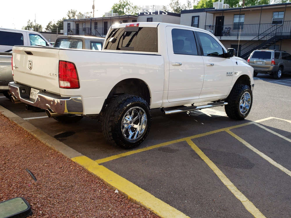 2014 Ram 1500 with 20x12 -44 Savage Offroad Sa18 and 35/12.5R20 Red ...