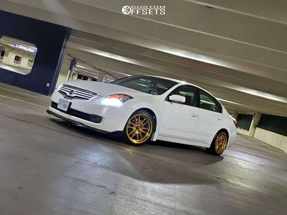 2009 Nissan Altima with 18x8.5 35 Aodhan Ah07 and 235/40R18 Achilles ...