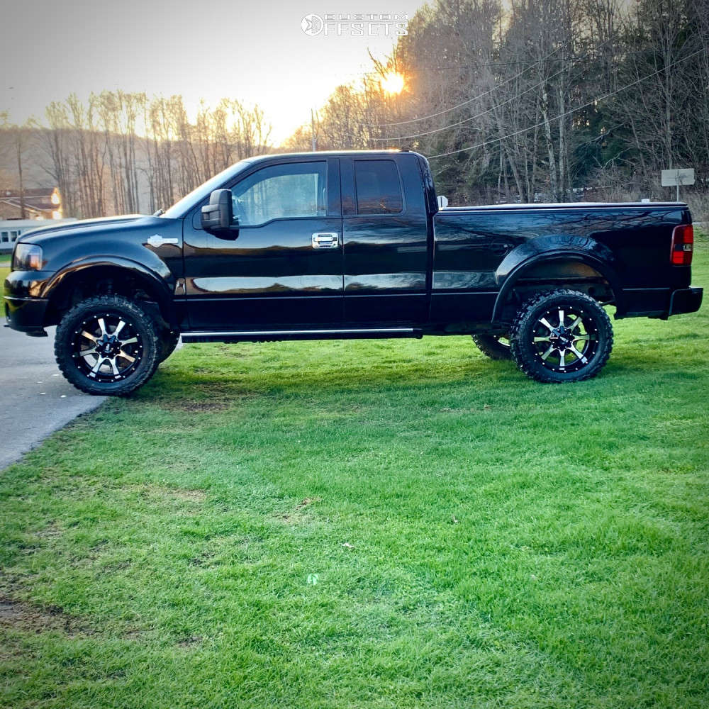 2006 Ford F-150 with 20x10 -24 Moto Metal Mo970 and 33/12.5R20 Federal ...