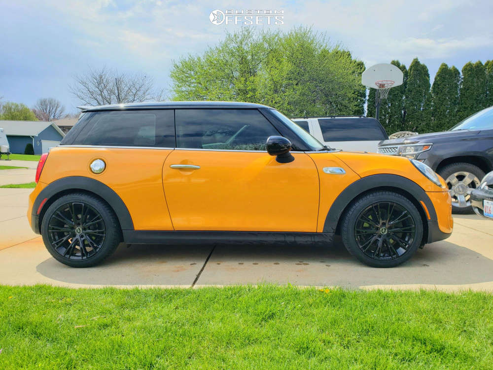 2015 Mini Cooper with 17x8 40 Platinum Prophecy and 225/45R17 Achilles ...