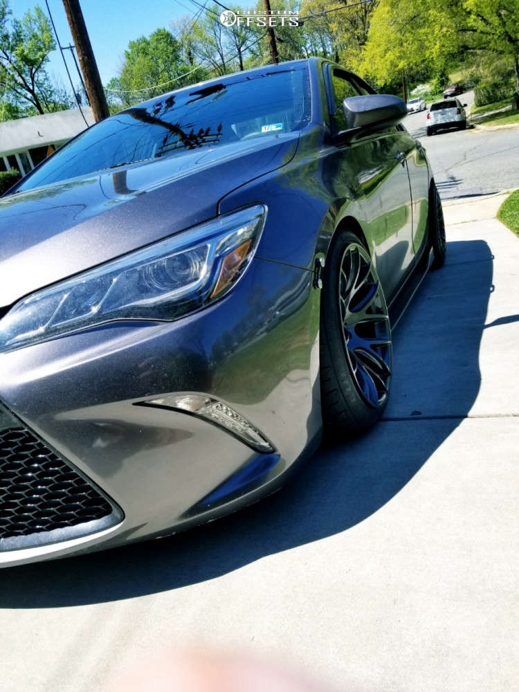 2015 Toyota Camry with 18x10.5 22 ESR Sr12 and 245/40R18 Federal SS595 ...