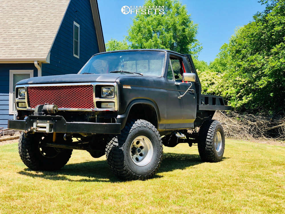 1986 Ford F-150 with 15x10 -45 Mickey Thompson Classic Iii and 35/12 ...