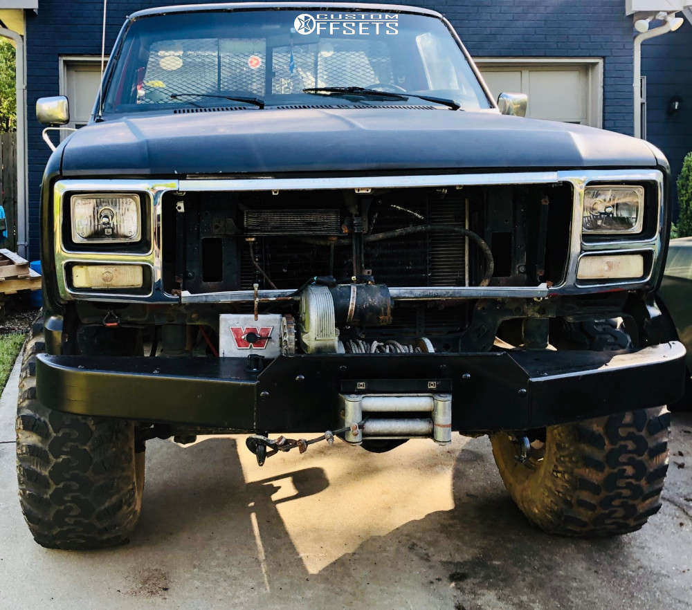 1986 Ford F-150 with 15x10 -45 Mickey Thompson Classic Iii and 35/12 ...