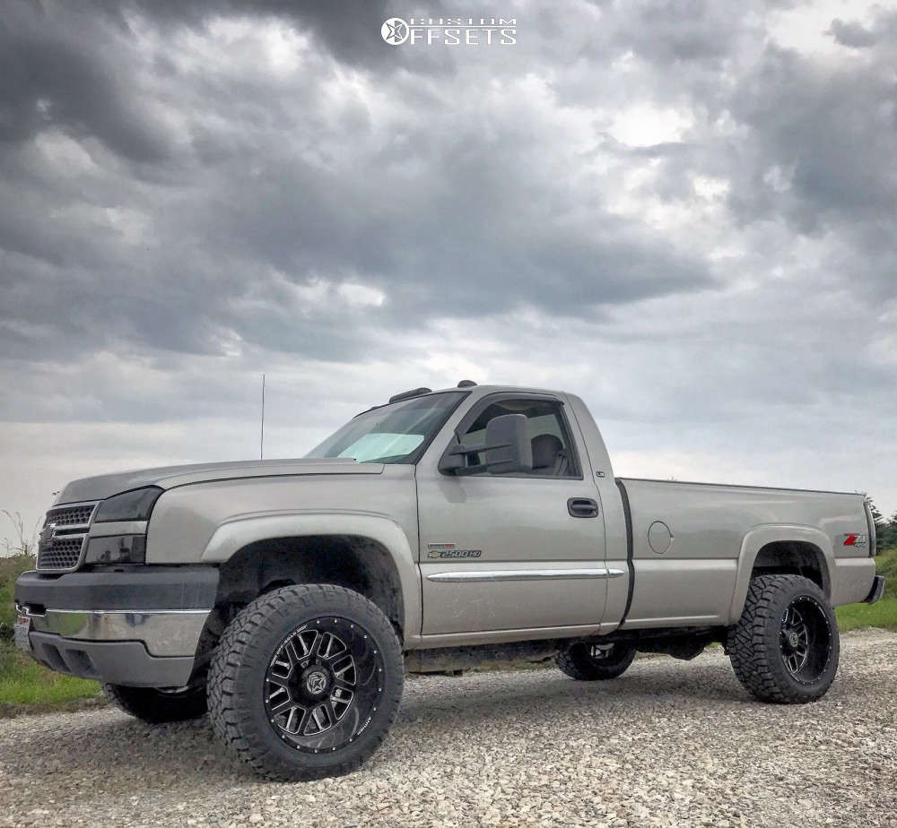 2005 Chevrolet Silverado 2500 HD with 20x12 -44 Anthem Off-Road Gunner ...