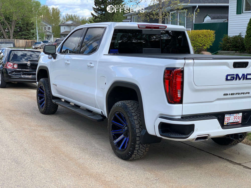 2019 GMC Sierra 1500 with 20x10 -18 Fuel Contra and 33/11.5R20 Nitto ...