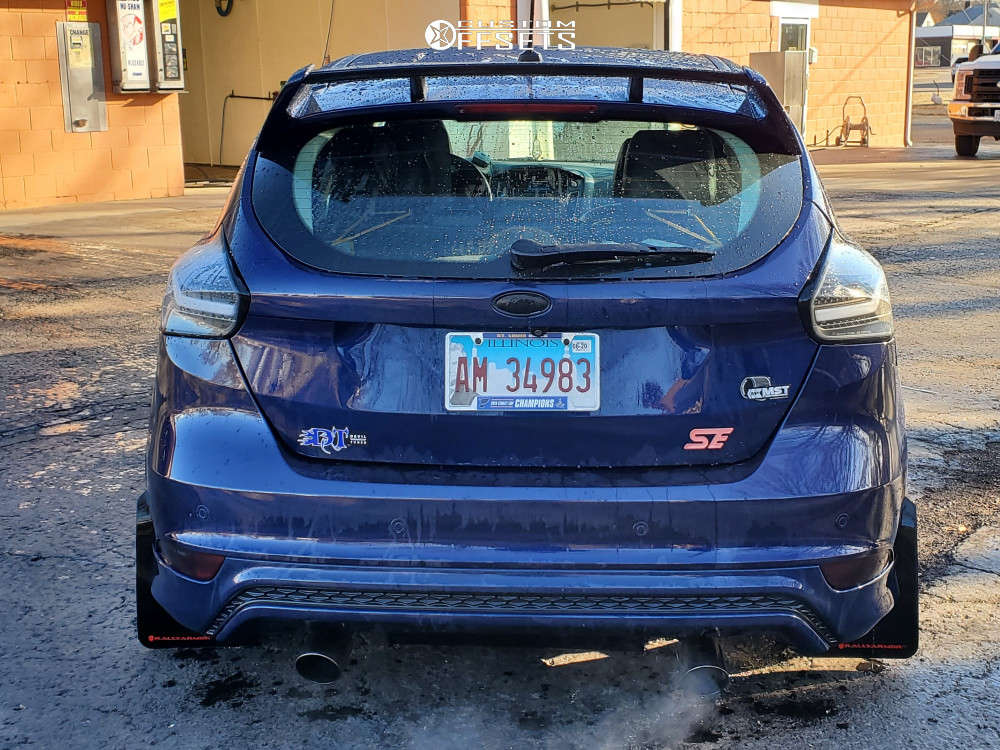 2016 Ford Focus with 18x8.5 43 Konig Lockout and 245/40R18 Goodyear ...