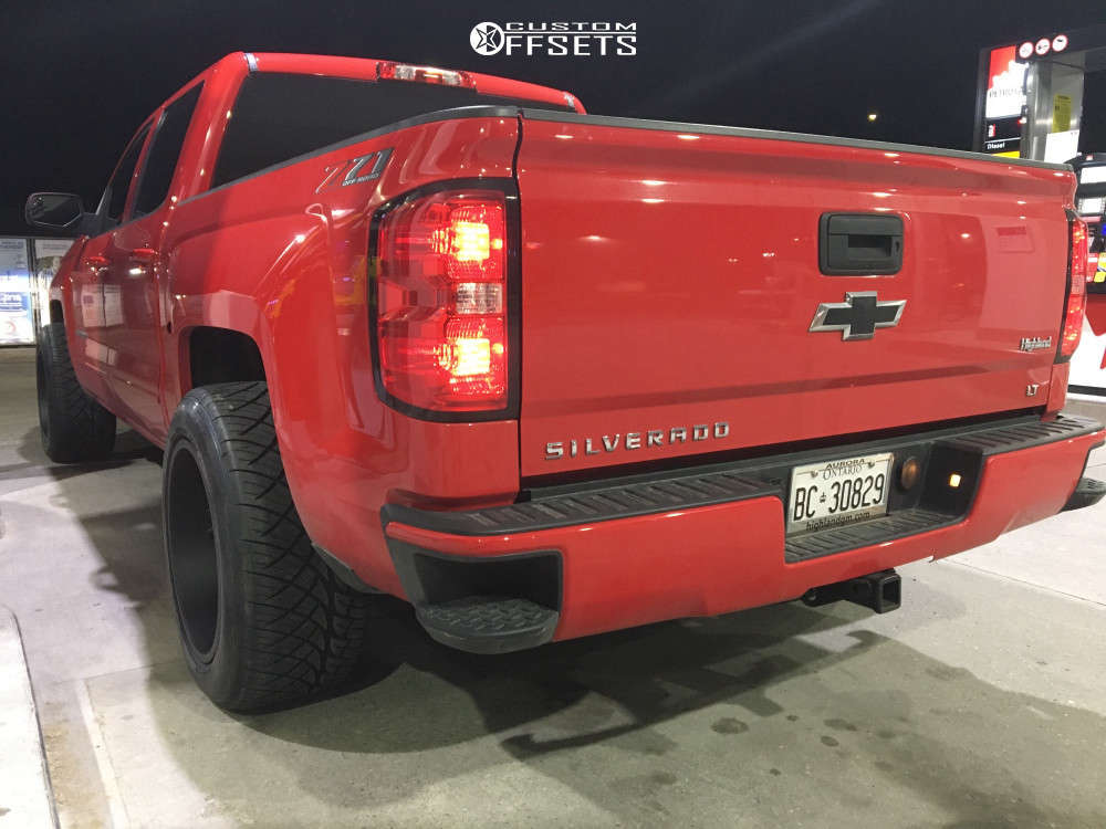 2018 Chevrolet Silverado 1500 with 20x12 -51 Vision Razor and 305/50R20 ...