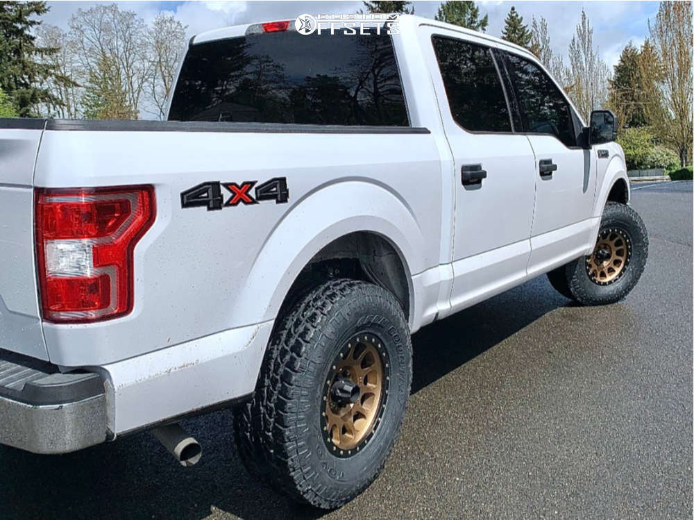 2018 Ford F-150 with 17x8.5 0 Method Nv and 305/70R17 Toyo Tires Open ...