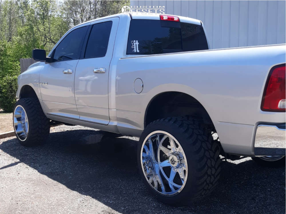 2010 Dodge Ram 1500 with 24x14 -76 Dropstars 655c and 35/13.5R24 AMP ...