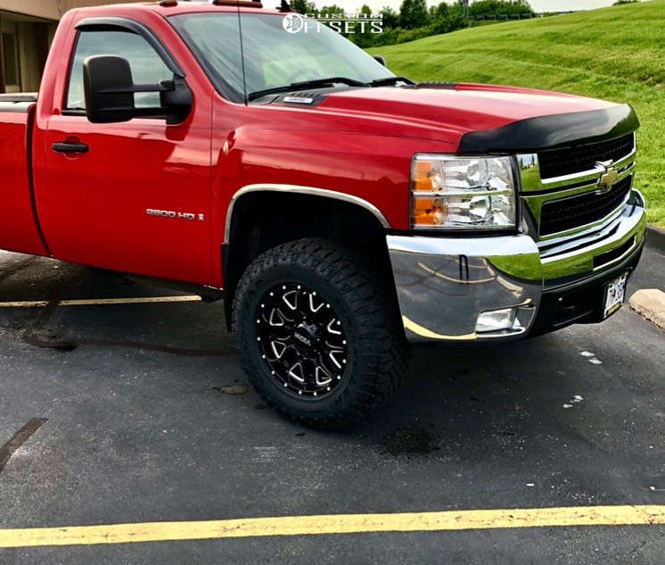2007 Chevrolet Silverado 2500 HD with 18x9 -12 Ultra Hunter and 275 ...