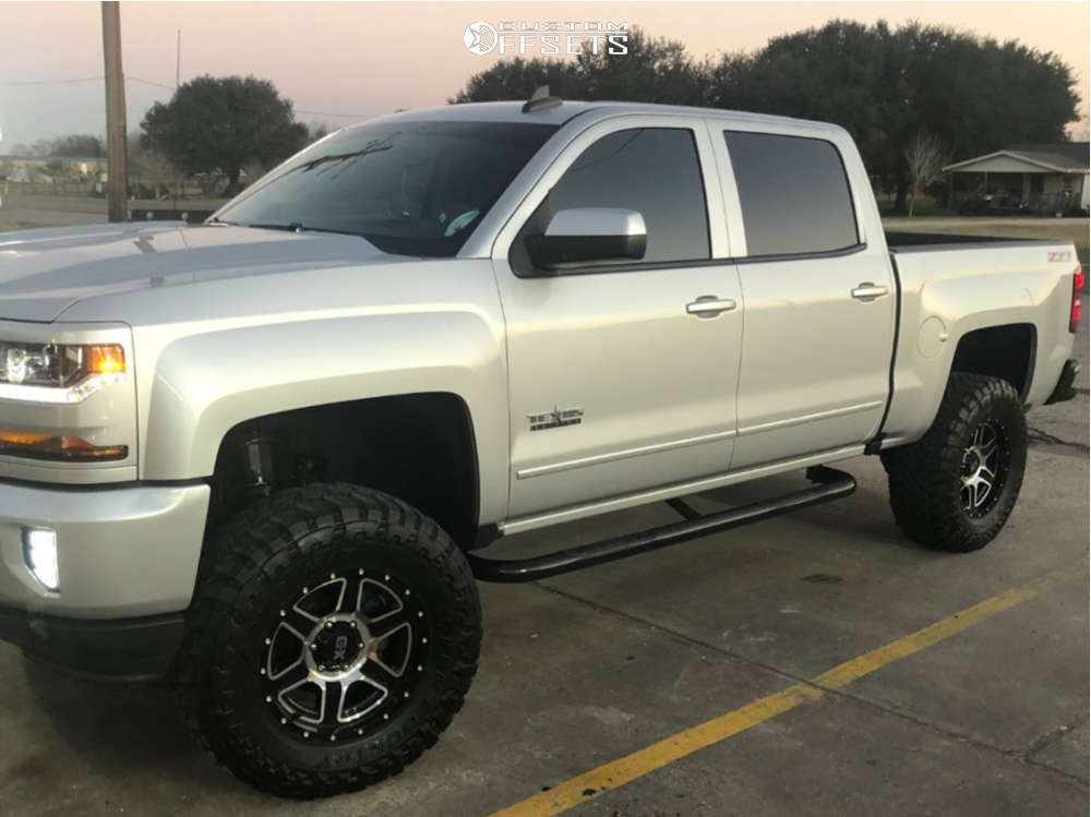 2016 Chevrolet Silverado 1500 with 18x9 0 XD Xd133 and 35/12.5R18 Toyo ...