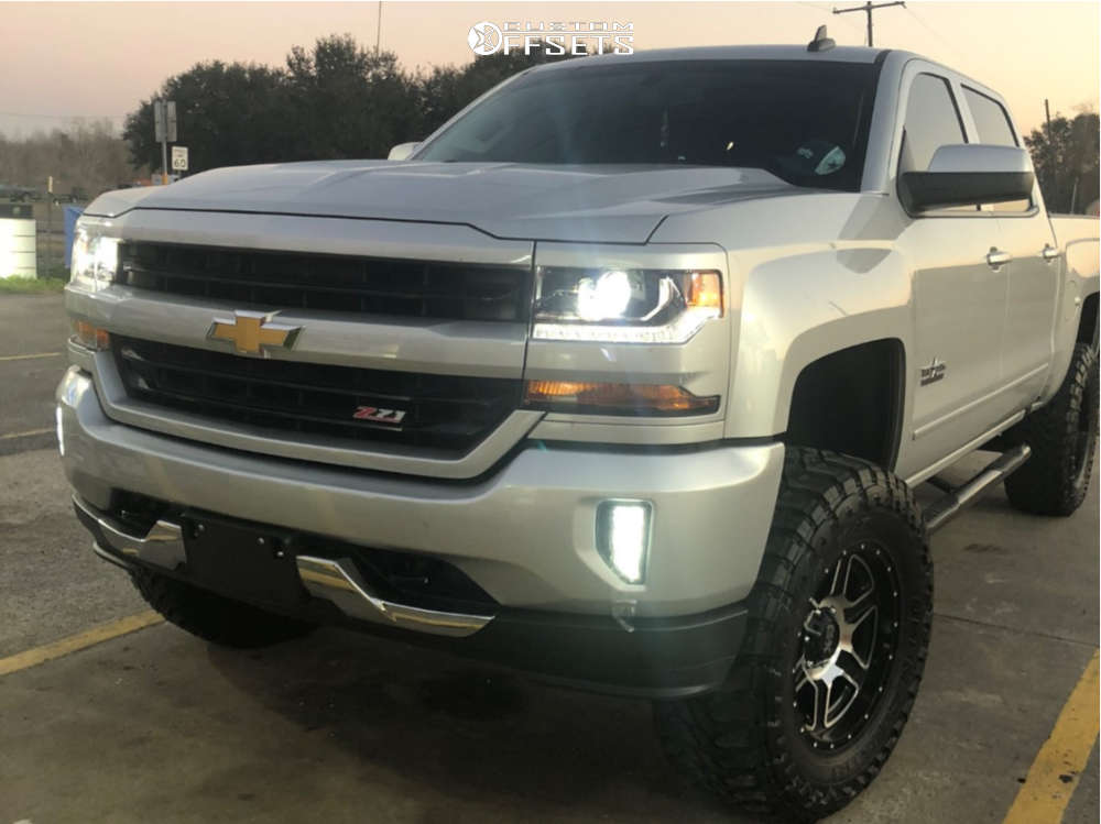 2016 Chevrolet Silverado 1500 with 18x9 0 XD Xd133 and 35/12.5R18 Toyo ...