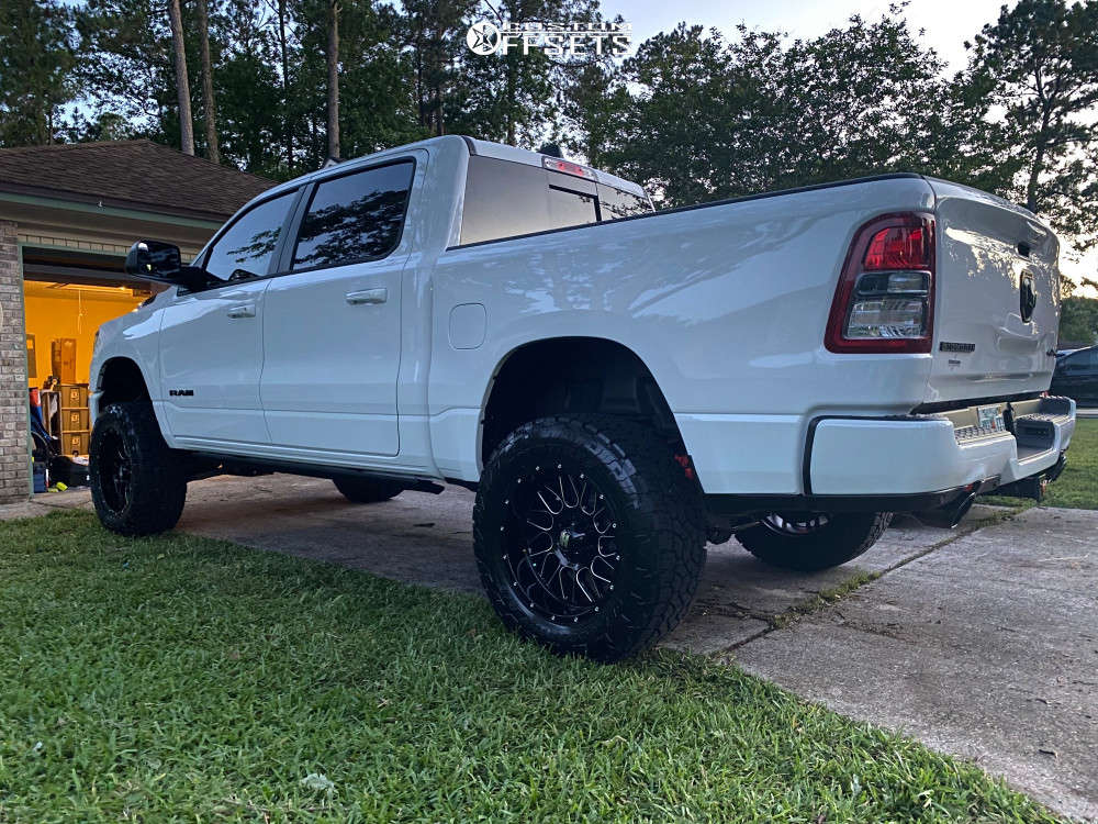 2020 Ram 1500 with 20x10 -24 Havok H118 and 35/12.5R20 Toyo Tires Open ...