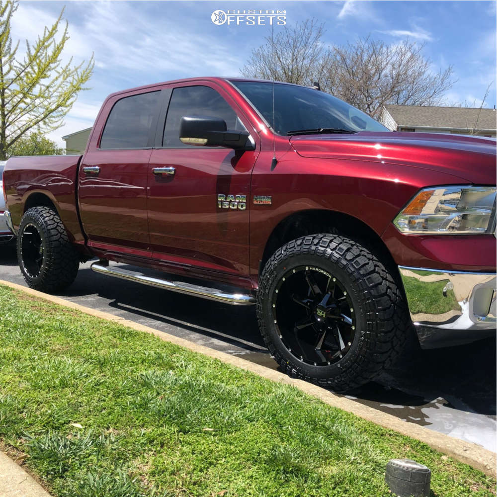 2016 Ram 1500 with 20x12 -44 Hardrock Hardcore and 35/12.5R20 Kenda ...