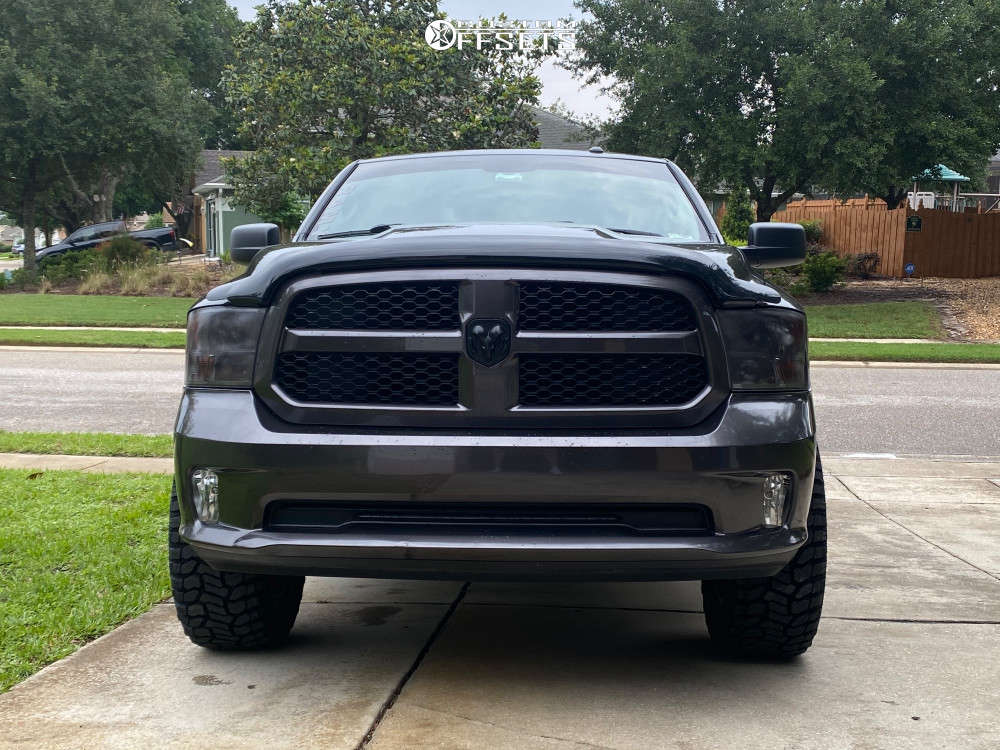 2016 Ram 1500 with 20x9 -12 Helo He901 and 35/12.5R20 Radar Renegade Rt ...