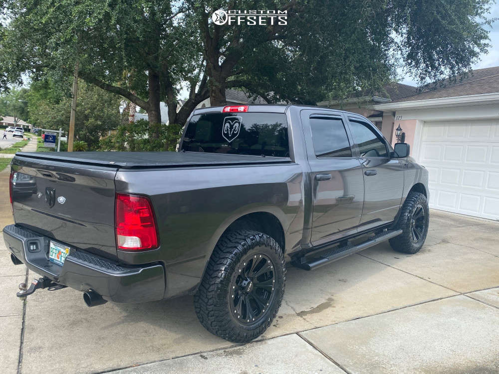 2016 Ram 1500 with 20x9 -12 Helo He901 and 35/12.5R20 Radar Renegade Rt ...