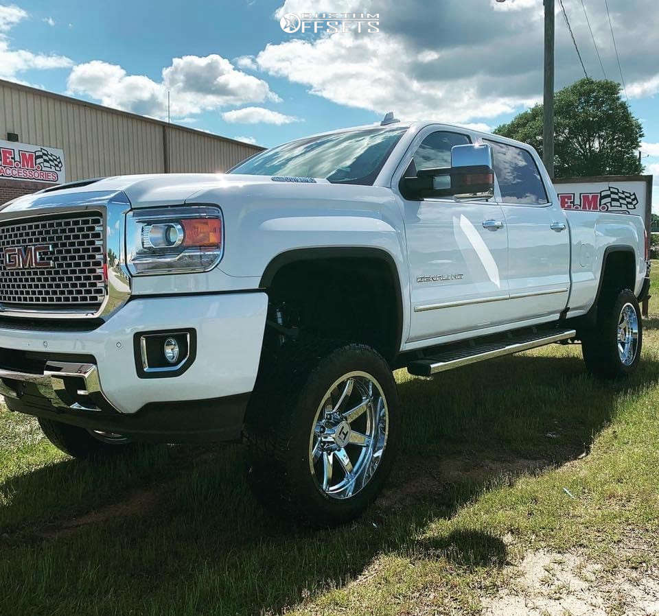 2017 GMC Sierra 2500 HD with 22x10 -25 Hostile Alpha and 285/55R22 ...