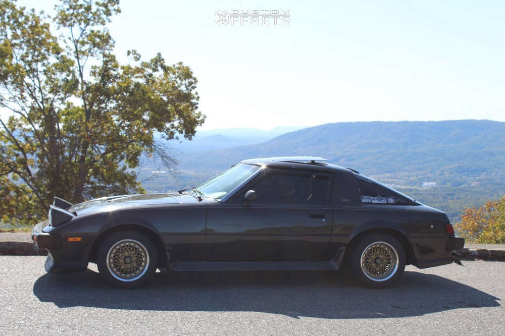 1979 Mazda RX-7 with 14x7 11 SSR Reverse Mesh and 185/55R14 Federal ...