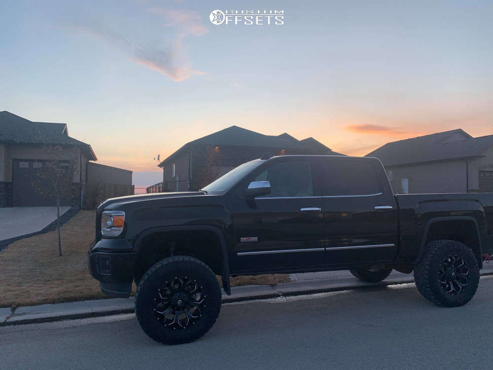 2015 GMC Sierra 1500 with 20x12 -43 Fuel Assault and 35/12.5R20 ...