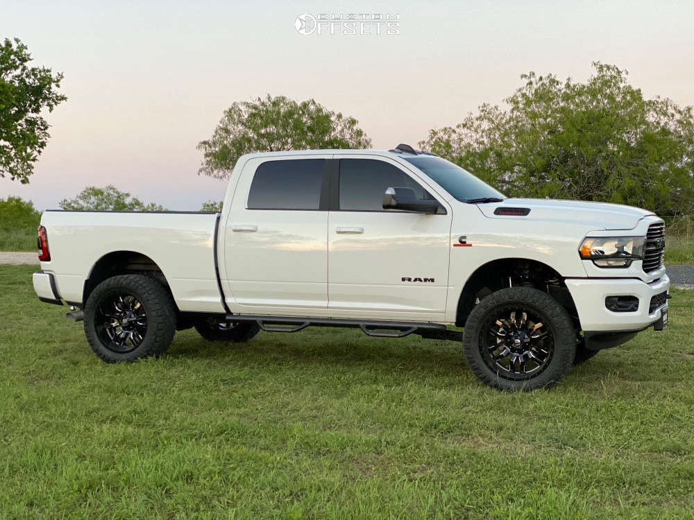 2020 Ram 2500 with 22x10 -18 Fuel Sledge and 325/50R22 Nitto Ridge ...