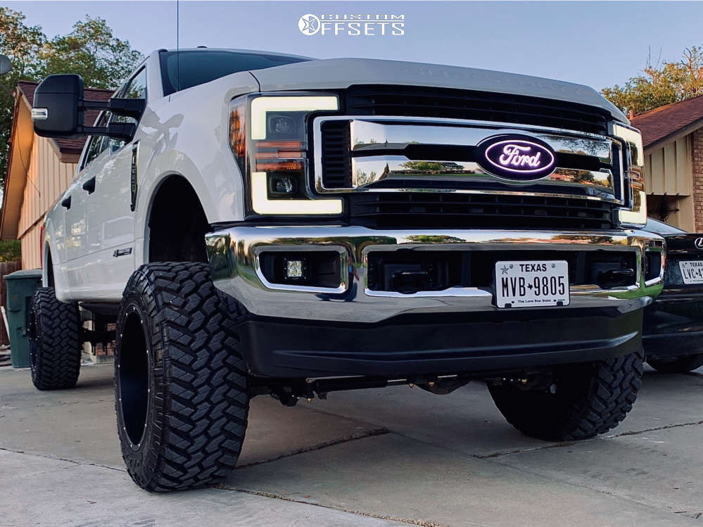 2018 Ford F-250 Super Duty with 20x12 -51 Vision Rocker and 35/12.5R20 ...