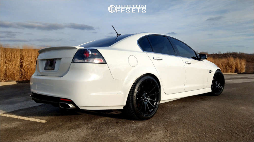 2009 Pontiac G8 with 20x9 40 MRR Gf6 and 265/40R20 Continental Extreme ...