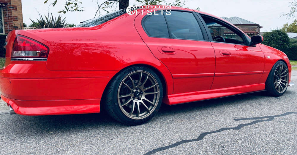 2005 Ford Falcon XR6 with 18x9.5 22 AVID1 AV20 and 235/40R18 Neolin ...