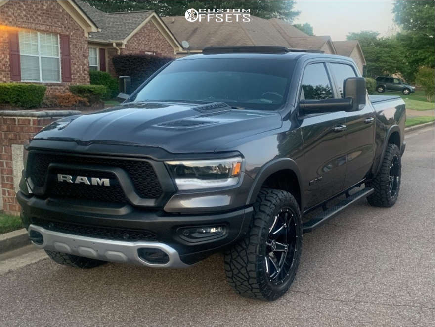 2019 Ram 1500 with 22x10 -25 Hostile Alpha and 285/55R22 Nitto Ridge ...