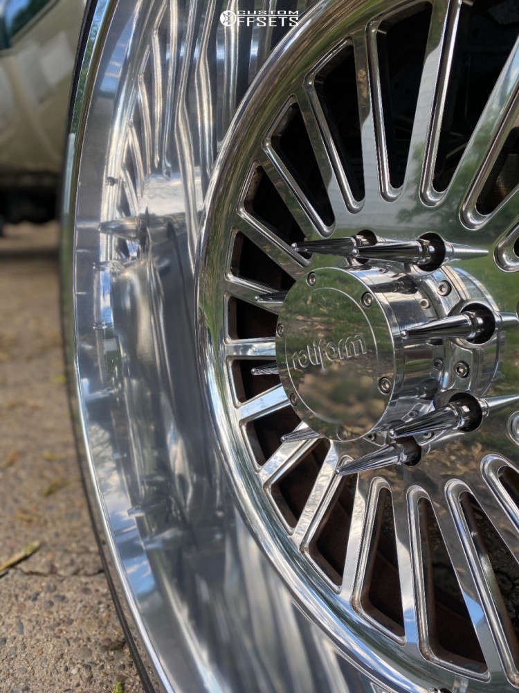 2008 Ford F-250 Super Duty with 24x12 -44 Rotiform SRG and 305/35R24 ...