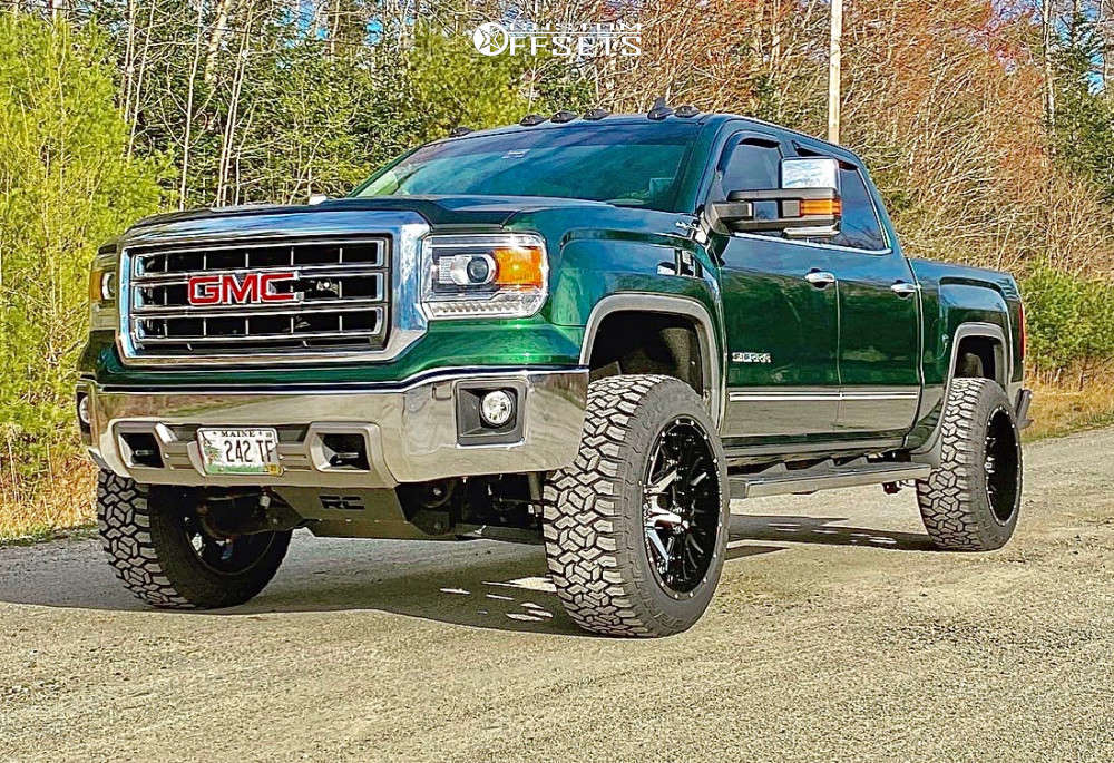 2015 GMC Sierra 1500 with 22x12 -44 Lonestar Bandit and 35/12.5R22 Fury ...