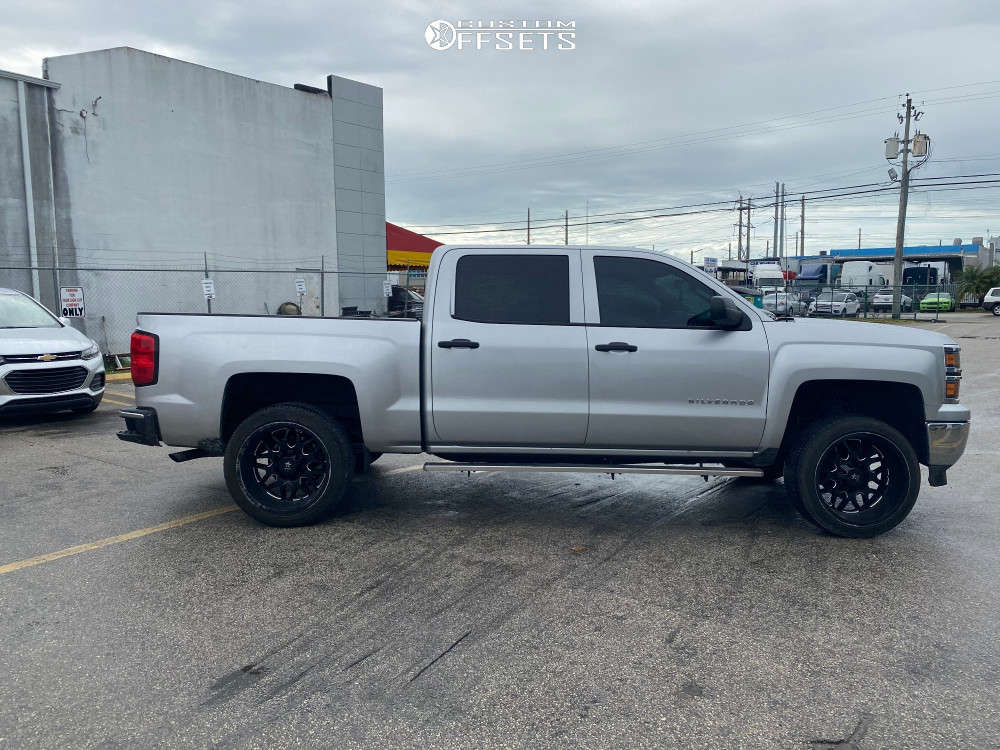 2014 Chevrolet Silverado 1500 with 22x12 -44 RBP 73r and 285/45R22 ...
