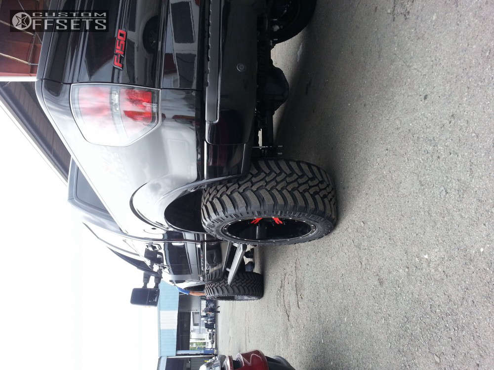 2013 Ford F-150 with 22x12 -44 Fuel Nutz and 325/50R22 Durun Mt and ...